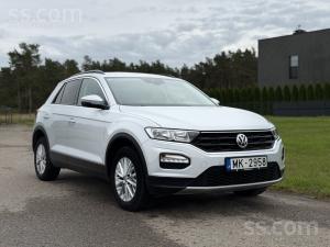 Серый Фольксваген Ти-Рок 2020 в Рига, объемом двигателя 1.50 л и пробегом 111 тыс. км за 18500 €, фото  на AUTOMOTO.COM.LV