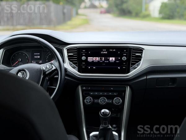 Volkswagen T-Roc 2020 Rīga vietnē Pelēks Volkswagen T-Roc 2020 Rīga, ar dzinēja tilpumu 1.50 L un nobraukumu 111 tūkst. km par 18500 €, foto 7 vietnē AUTOMOTO.COM.LV