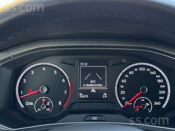 Grey Volkswagen T-Roc 2021 in Valmiera, with an engine capacity of 1.50 L and mileage of 52 thousand km for 18900 €, photo 11 on AUTOMOTO.COM.LV