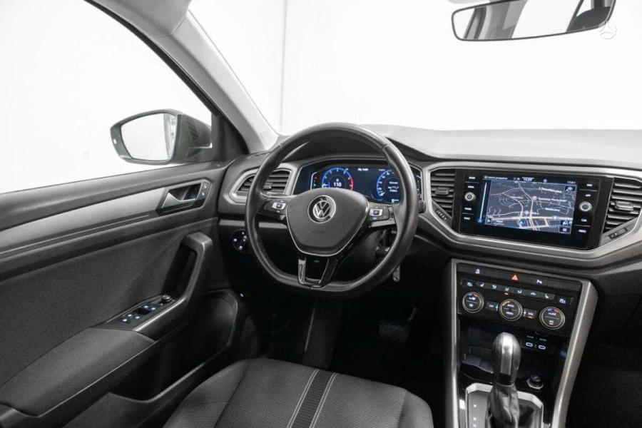 Pelēks Volkswagen T-Roc 2021 Viļņa, ar dzinēja tilpumu 1.50 L un nobraukumu 145 tūkst. km par 17900 €, foto 10 vietnē AUTOMOTO.COM.LV