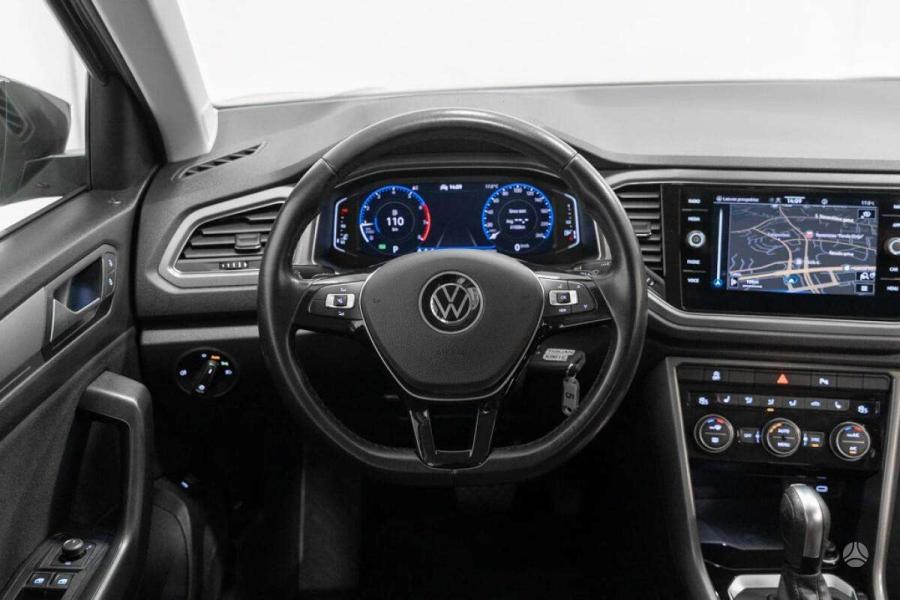 Pelēks Volkswagen T-Roc 2021 Viļņa, ar dzinēja tilpumu 1.50 L un nobraukumu 145 tūkst. km par 17900 €, foto 11 vietnē AUTOMOTO.COM.LV