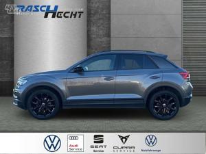Grey Volkswagen T-Roc 2021 in Kaunas, with an engine capacity of 1.50 L and mileage of 36 thousand km for 25263 €, photo 2 on AUTOMOTO.COM.LV