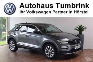 Grey Volkswagen T-Roc 2021 in Kaunas, with an engine capacity of 1.00 L and mileage of 40 thousand km for 23772 €, photo  on AUTOMOTO.COM.LV