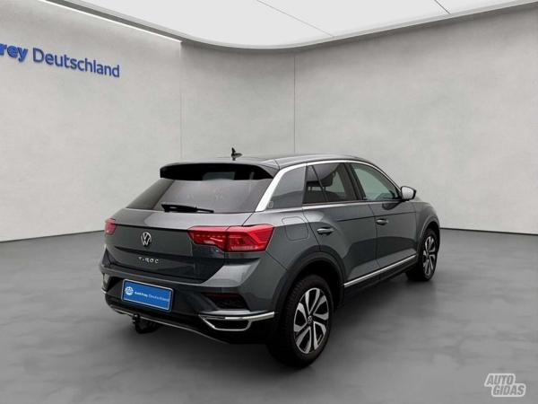 Pelēks Volkswagen T-Roc 2021 Kauņa, ar dzinēja tilpumu 1.50 L un nobraukumu 37 tūkst. km par 25480 €, foto 6 vietnē AUTOMOTO.COM.LV