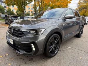 Grey Volkswagen T-Roc 2021 in Kaunas, with an engine capacity of 2.00 L and mileage of 45 thousand km for 31019 €, photo  on AUTOMOTO.COM.LV