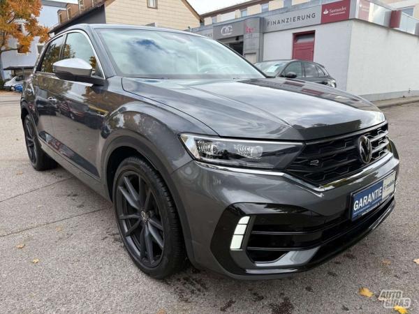 Grey Volkswagen T-Roc 2021 in Kaunas, with an engine capacity of 2.00 L and mileage of 45 thousand km for 31019 €, photo 7 on AUTOMOTO.COM.LV