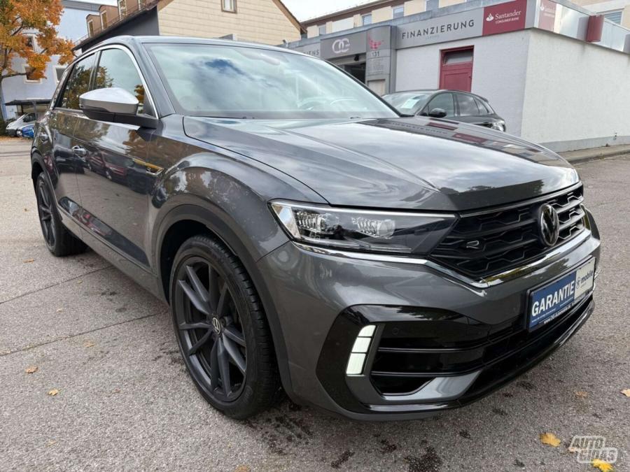 Pelēks Volkswagen T-Roc 2021 Kauņa, ar dzinēja tilpumu 2.00 L un nobraukumu 45 tūkst. km par 31019 €, foto 7 vietnē AUTOMOTO.COM.LV