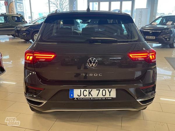 Grey Volkswagen T-Roc 2021 in Kaunas, with an engine capacity of 0.00 L and mileage of 34 thousand km for 25488 €, photo 5 on AUTOMOTO.COM.LV