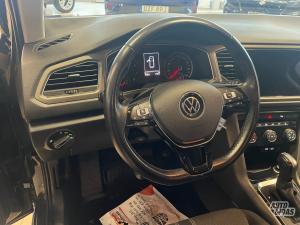 Grey Volkswagen T-Roc 2021 in Kaunas, with an engine capacity of 0.00 L and mileage of 34 thousand km for 25488 €, photo 8 on AUTOMOTO.COM.LV