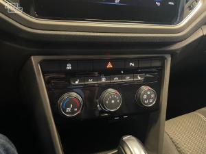 Grey Volkswagen T-Roc 2021 in Kaunas, with an engine capacity of 0.00 L and mileage of 34 thousand km for 25488 €, photo 23 on AUTOMOTO.COM.LV