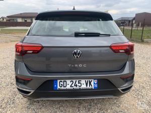 Grey Volkswagen T-Roc 2021 in Vilnius, with an engine capacity of 2.00 L and mileage of 187 thousand km for 16900 €, photo 10 on AUTOMOTO.COM.LV