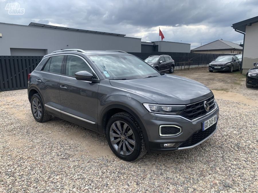 Pelēks Volkswagen T-Roc 2021 Viļņa, ar dzinēja tilpumu 2.00 L un nobraukumu 187 tūkst. km par 16900 €, foto 6 vietnē AUTOMOTO.COM.LV