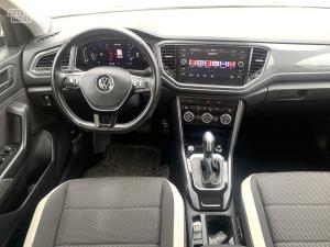 Pelēks Volkswagen T-Roc 2021 Viļņa, ar dzinēja tilpumu 2.00 L un nobraukumu 187 tūkst. km par 16900 €, foto 24 vietnē AUTOMOTO.COM.LV