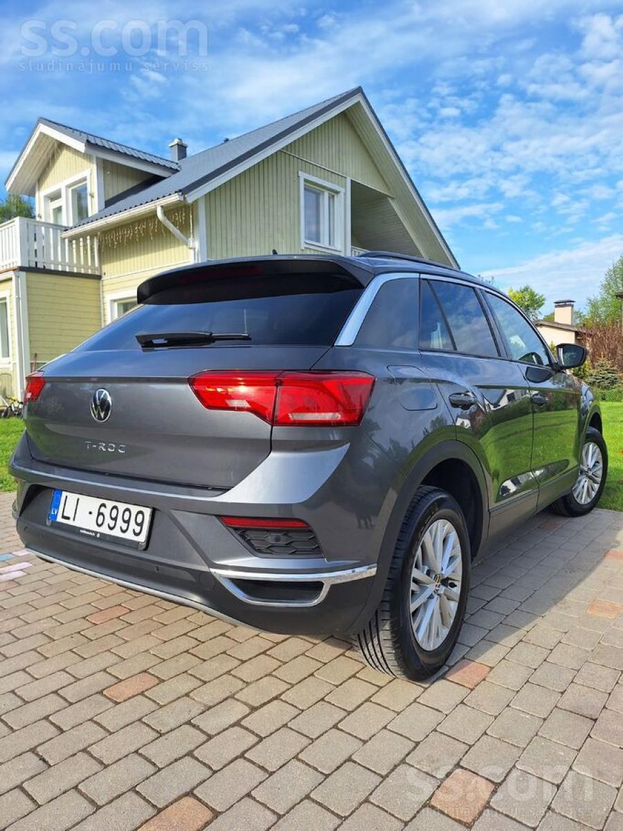 Pelēks Volkswagen T-Roc 2021 Jūrmala, ar dzinēja tilpumu 1.50 L un nobraukumu 109 tūkst. km par 15500 €, foto 3 vietnē AUTOMOTO.COM.LV