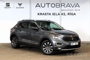 Серый Фольксваген Ти-Рок 2021 в Рига, объемом двигателя 1.50 л и пробегом 49 тыс. км за 23990 €, фото 4 на AUTOMOTO.COM.LV