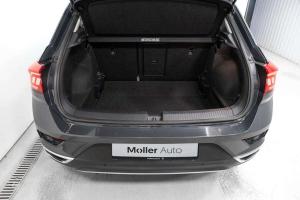 Grey Volkswagen T-Roc 2021 in Vilnius, with an engine capacity of 1.50 L and mileage of 39 thousand km for 21900 €, photo 7 on AUTOMOTO.COM.LV