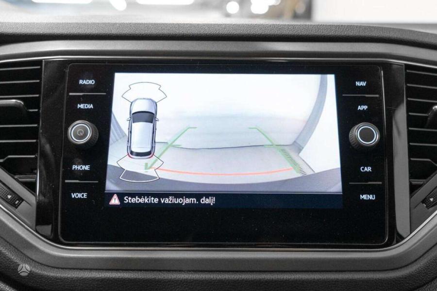 Grey Volkswagen T-Roc 2021 in Vilnius, with an engine capacity of 1.50 L and mileage of 39 thousand km for 21900 €, photo 18 on AUTOMOTO.COM.LV
