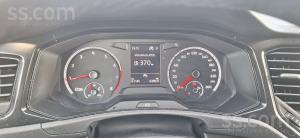 Pelēks Volkswagen T-Roc 2021 Rīga, ar dzinēja tilpumu 1.50 L un nobraukumu 65 tūkst. km par 17500 €, foto 6 vietnē AUTOMOTO.COM.LV
