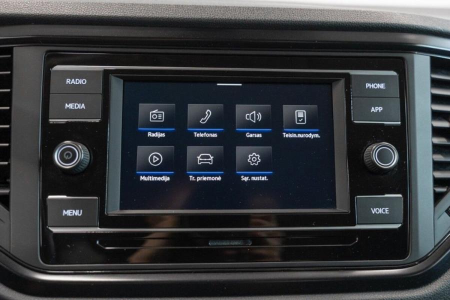 Pelēks Volkswagen T-Roc 2021 Viļņa, ar dzinēja tilpumu 1.50 L un nobraukumu 86 tūkst. km par 17500 €, foto 11 vietnē AUTOMOTO.COM.LV