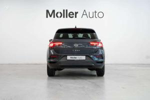 Pelēks Volkswagen T-Roc 2021 Viļņa, ar dzinēja tilpumu 1.50 L un nobraukumu 86 tūkst. km par 17500 €, foto 7 vietnē AUTOMOTO.COM.LV