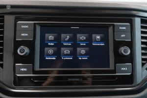 Pelēks Volkswagen T-Roc 2021 Viļņa, ar dzinēja tilpumu 1.50 L un nobraukumu 86 tūkst. km par 17500 €, foto 11 vietnē AUTOMOTO.COM.LV