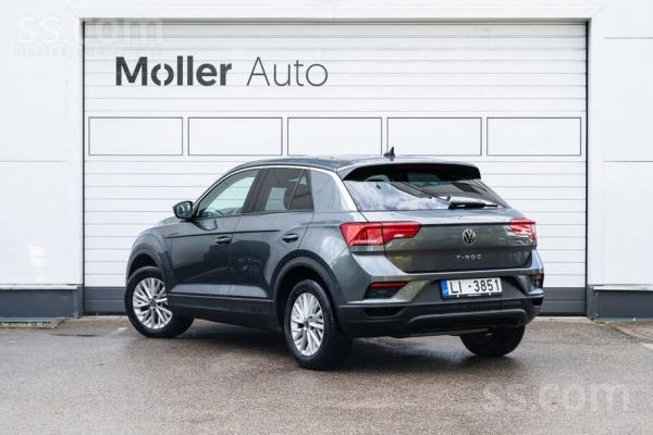 Pelēks Volkswagen T-Roc 2021 Rīga, ar dzinēja tilpumu 1.50 L un nobraukumu 91 tūkst. km par 16950 €, foto 4 vietnē AUTOMOTO.COM.LV