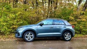 Grey Volkswagen T-Roc 2022 in Vilnius, with an engine capacity of 1.50 L and mileage of 52 thousand km for 20999 €, photo 2 on AUTOMOTO.COM.LV