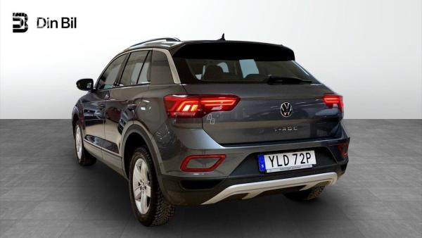 Grey Volkswagen T-Roc 2022 in Kaunas, with an engine capacity of 0.00 L and mileage of 32 thousand km for 28118 €, photo 3 on AUTOMOTO.COM.LV