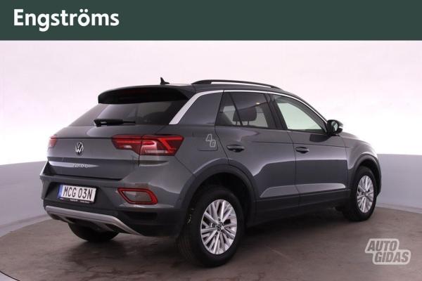 Grey Volkswagen T-Roc 2022 in Kaunas, with an engine capacity of 0.00 L and mileage of 30 thousand km for 22727 €, photo 3 on AUTOMOTO.COM.LV