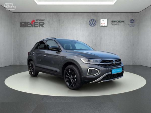 Grey Volkswagen T-Roc 2022 in Kaunas, with an engine capacity of 1.50 L and mileage of 20 thousand km for 28600 €, photo 8 on AUTOMOTO.COM.LV