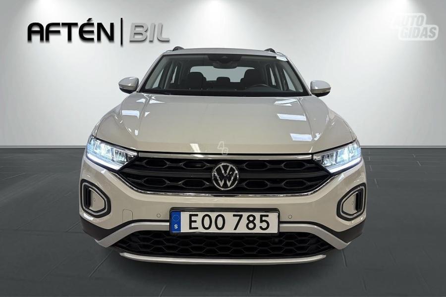 Pelēks Volkswagen T-Roc 2022 Kauņa, ar dzinēja tilpumu 0.00 L un nobraukumu 56 tūkst. km par 24875 €, foto 3 vietnē AUTOMOTO.COM.LV