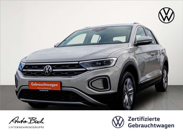 Grey Volkswagen T-Roc 2022 in Kaunas, with an engine capacity of 1.50 L and mileage of 63 thousand km for 25867 €, photo 1 on AUTOMOTO.COM.LV