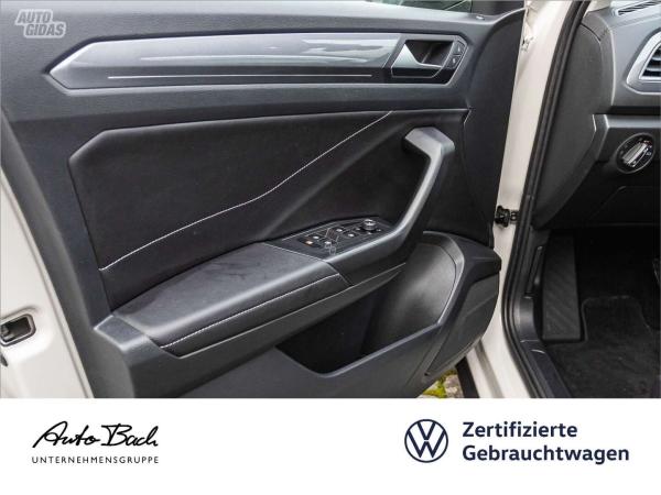 Grey Volkswagen T-Roc 2022 in Kaunas, with an engine capacity of 1.50 L and mileage of 63 thousand km for 25867 €, photo 8 on AUTOMOTO.COM.LV