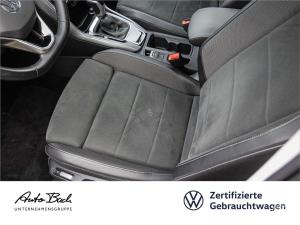 Grey Volkswagen T-Roc 2022 in Kaunas, with an engine capacity of 1.50 L and mileage of 63 thousand km for 25867 €, photo 9 on AUTOMOTO.COM.LV