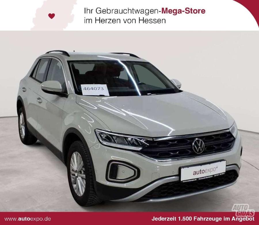 Pelēks Volkswagen T-Roc 2022 Kauņa, ar dzinēja tilpumu 2.00 L un nobraukumu 47 tūkst. km par 23317 €, foto 1 vietnē AUTOMOTO.COM.LV