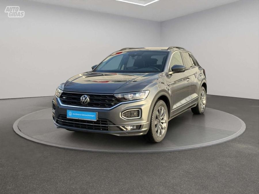 Pelēks Volkswagen T-Roc 2022 Kauņa, ar dzinēja tilpumu 1.50 L un nobraukumu 55 tūkst. km par 26407 €, foto 2 vietnē AUTOMOTO.COM.LV