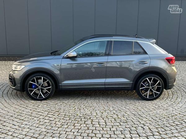 Grey Volkswagen T-Roc 2022 in Kaunas, with an engine capacity of 2.00 L and mileage of 75 thousand km for 30115 €, photo 3 on AUTOMOTO.COM.LV