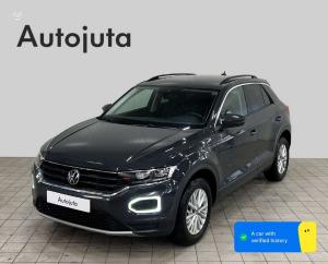 Pelēks Volkswagen T-Roc 2022 Kauņa, ar dzinēja tilpumu 1.50 L un nobraukumu 158 tūkst. km par 16800 €, foto  vietnē AUTOMOTO.COM.LV