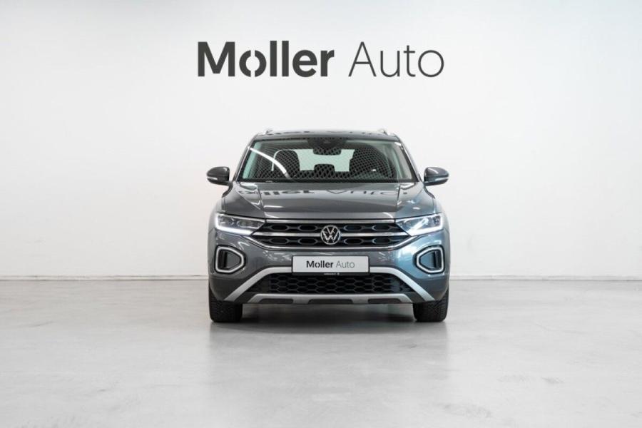 Grey Volkswagen T-Roc 2022 in Vilnius, with an engine capacity of 2.00 L and mileage of 151 thousand km for 20900 €, photo 10 on AUTOMOTO.COM.LV