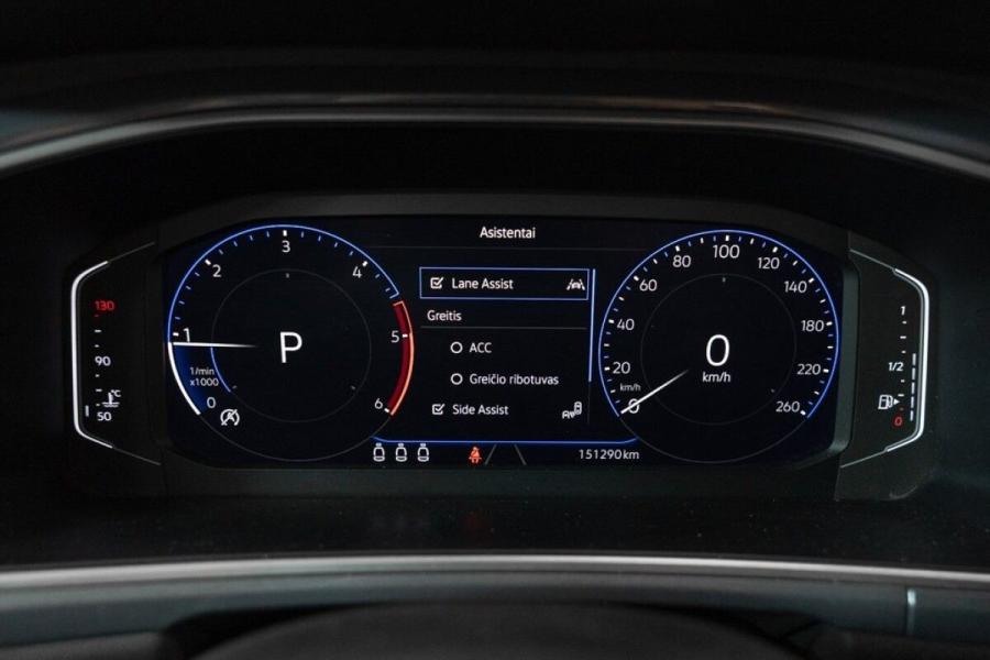 Grey Volkswagen T-Roc 2022 in Vilnius, with an engine capacity of 2.00 L and mileage of 151 thousand km for 20900 €, photo 16 on AUTOMOTO.COM.LV