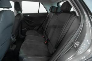 Grey Volkswagen T-Roc 2022 in Vilnius, with an engine capacity of 2.00 L and mileage of 151 thousand km for 20900 €, photo 23 on AUTOMOTO.COM.LV