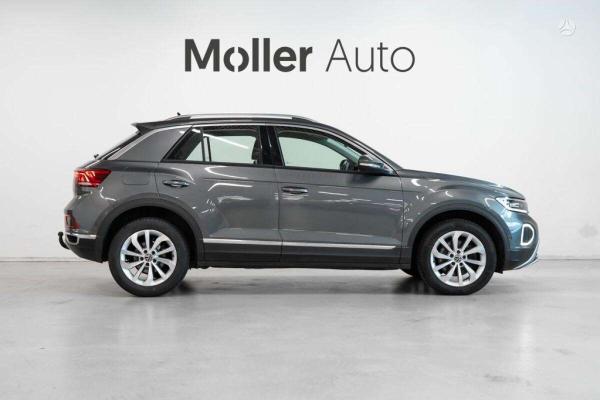Grey Volkswagen T-Roc 2022 in Vilnius, with an engine capacity of 2.00 L and mileage of 151 thousand km for 20900 €, photo 4 on AUTOMOTO.COM.LV