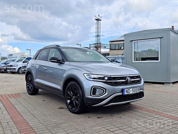 Grey Volkswagen T-Roc 2022 in Liepaja, with an engine capacity of 1.50 L and mileage of 47 thousand km for 24900 €, photo 6 on AUTOMOTO.COM.LV