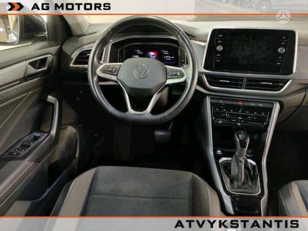 Pelēks Volkswagen T-Roc 2022 Viļņa, ar dzinēja tilpumu 1.50 L un nobraukumu 121 tūkst. km par 19900 €, foto 5 vietnē AUTOMOTO.COM.LV