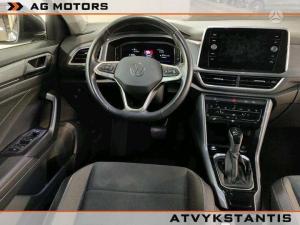 Grey Volkswagen T-Roc 2022 in Vilnius, with an engine capacity of 1.50 L and mileage of 121 thousand km for 19900 €, photo 6 on AUTOMOTO.COM.LV