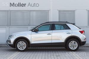 Grey Volkswagen T-Roc 2022 in Ventspils, with an engine capacity of 2.00 L and mileage of 206 thousand km for 15900 €, photo 3 on AUTOMOTO.COM.LV