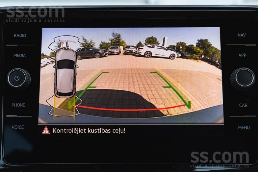 Grey Volkswagen T-Roc 2022 in Ventspils, with an engine capacity of 2.00 L and mileage of 206 thousand km for 15900 €, photo 25 on AUTOMOTO.COM.LV