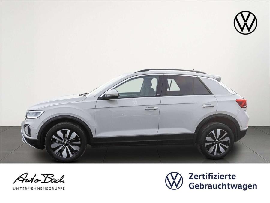 Grey Volkswagen T-Roc 2023 in Kaunas, with an engine capacity of 1.50 L and mileage of 83 thousand km for 24819 €, photo 3 on AUTOMOTO.COM.LV