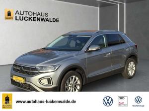 Grey Volkswagen T-Roc 2023 in Kaunas, with an engine capacity of 1.50 L and mileage of 27 thousand km for 29959 €, photo  on AUTOMOTO.COM.LV