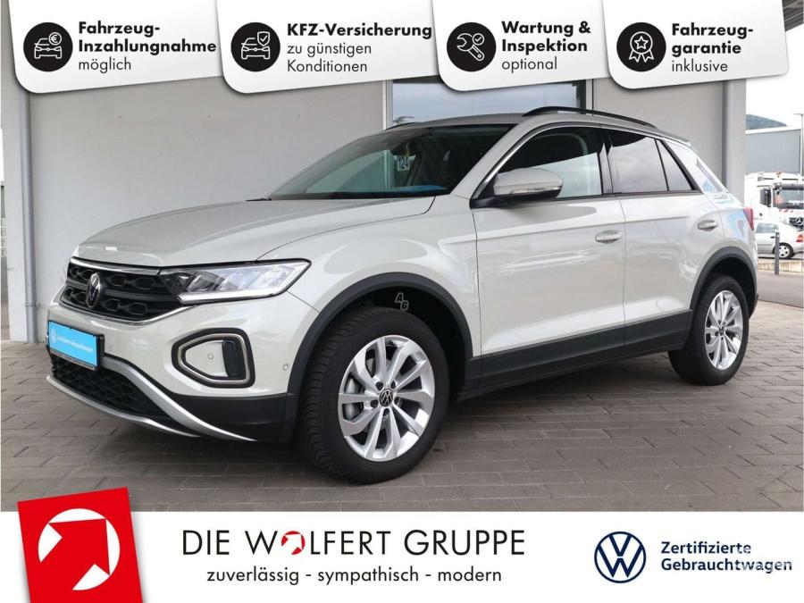 Grey Volkswagen T-Roc 2023 in Kaunas, with an engine capacity of 1.50 L and mileage of 40 thousand km for 25731 €, photo 1 on AUTOMOTO.COM.LV